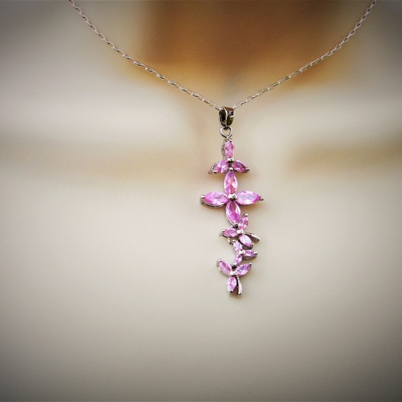 Jewelry | Pink Crystal Flower Chain Necklace 18 Inch Nwot | Poshmark